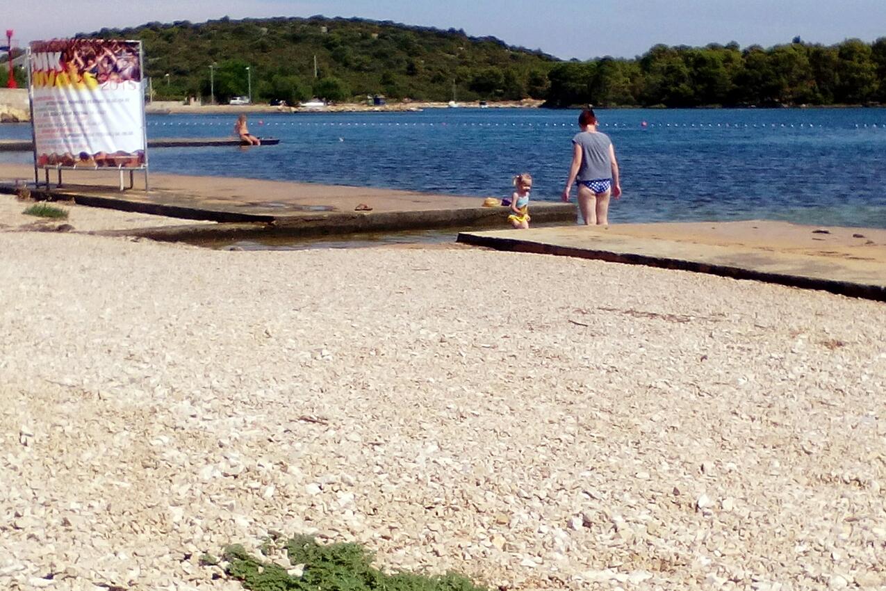 Dvosobni apartma ob morju Raslina, Krka - A-924-a - Namestitev Krka ...