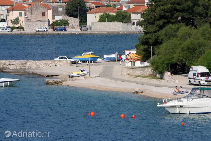 Plaža: Tisno, Murter - Tisno | Najbolje plaže u Hrvatskoj | Adriatic.hr