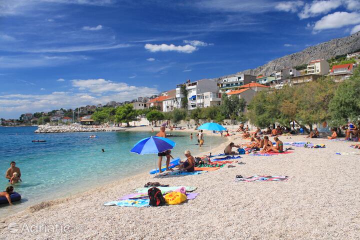 Plaža: Dugi Rat, Omiš - Dugi Rat | Najbolje plaže u Hrvatskoj | Adriatic.hr