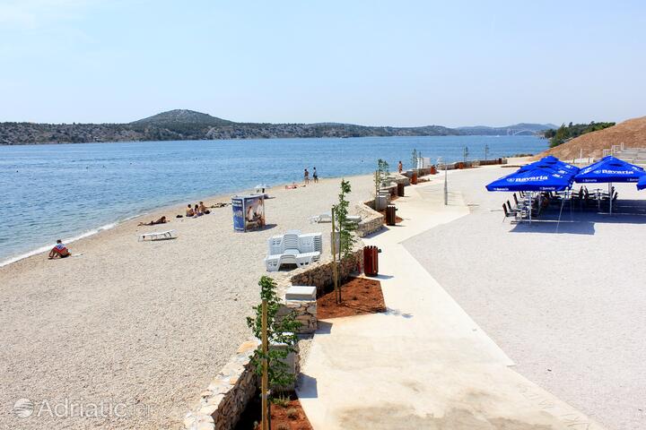 Strand: Banj, Šibenik - Šibenik | Die besten Strände in Kroatien ...