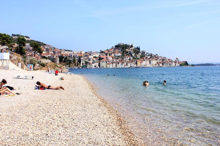 Strand: Banj, Šibenik - Šibenik | Die besten Strände in Kroatien ...