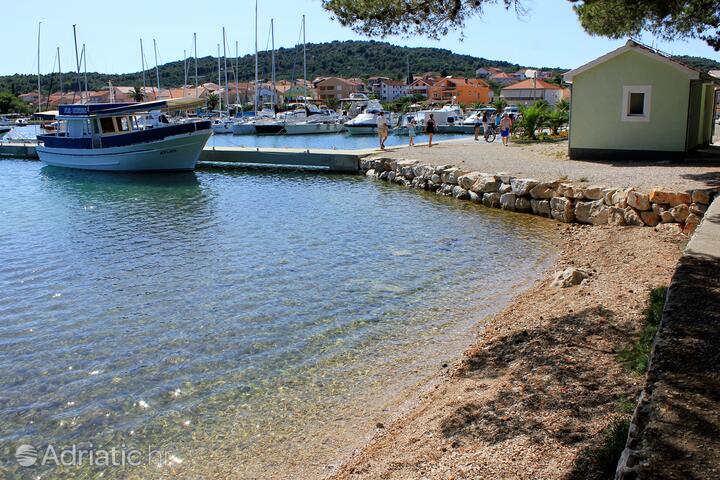 Beach: Zelena punta, Ugljan - Kukljica | The best beaches in Croatia ...