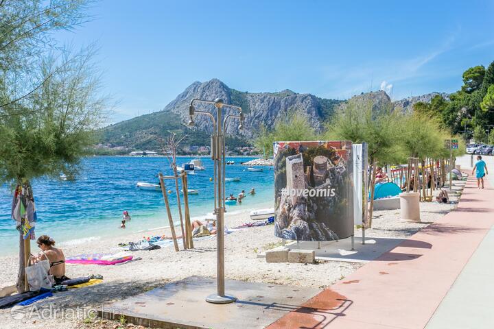 Strand: Brzet, Omiš - Omiš | Die besten Strände in Kroatien | Adriatic.hr