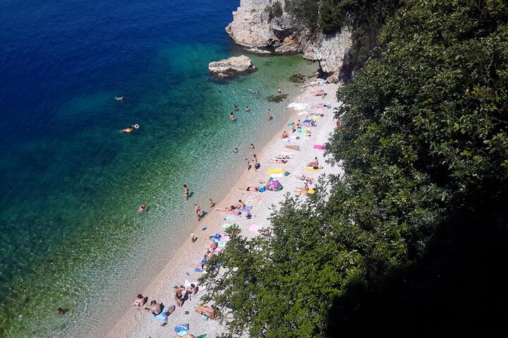Strand: Sablićevo, Rijeka - Rijeka | Die besten Strände in Kroatien ...