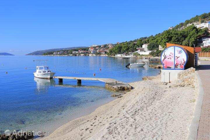 Пляж: Seget, Trogir - Seget Donji | Лучшие пляжи в Хорватии | Adriatic.hr