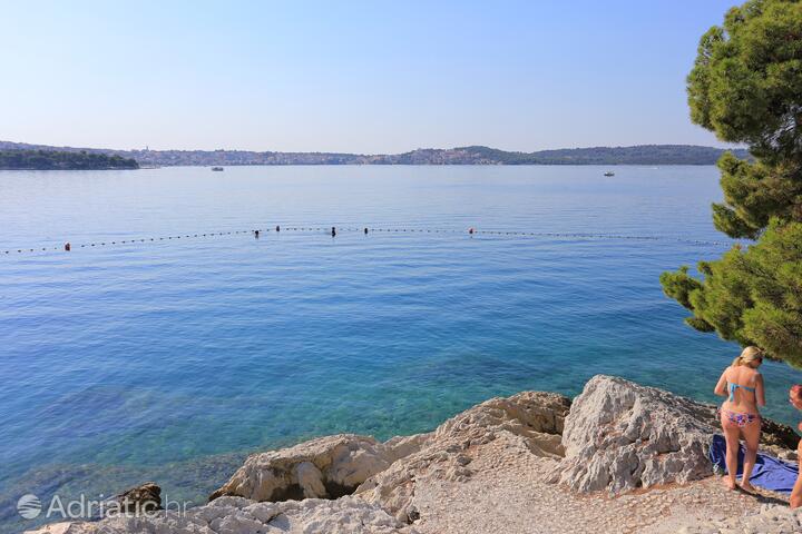 Strand: Saldun, Trogir - Trogir | Die besten Strände in Kroatien ...