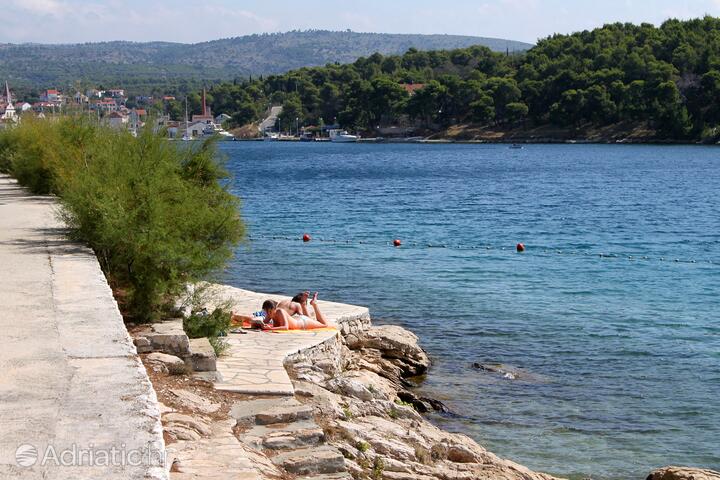 Beach: Rt Bijaka, Brač - Milna | The best beaches in Croatia | Adriatic.hr