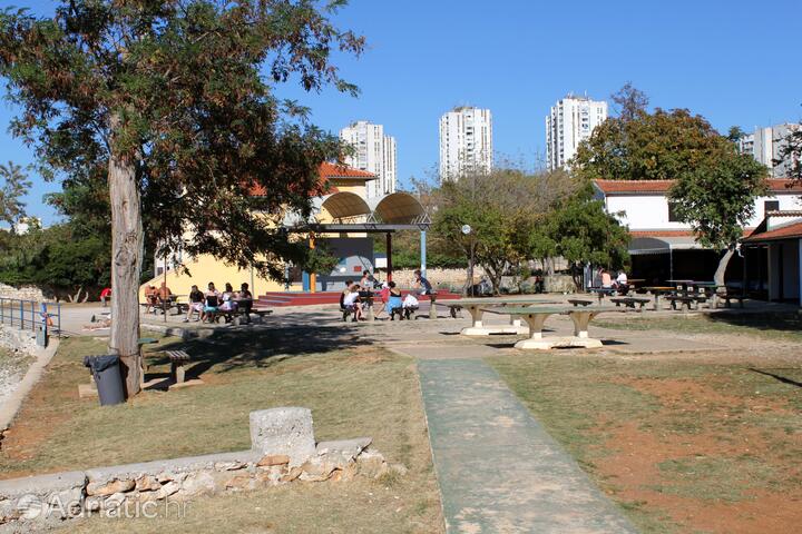Plaja: Valsaline, Pula - Pula | Cele mai bune plaje din Croația ...