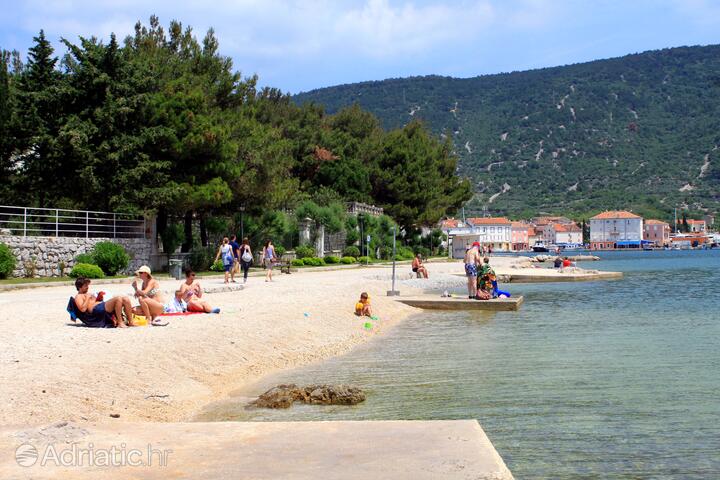 Strand: Melin, Cres - Cres | Die besten Strände in Kroatien | Adriatic.hr