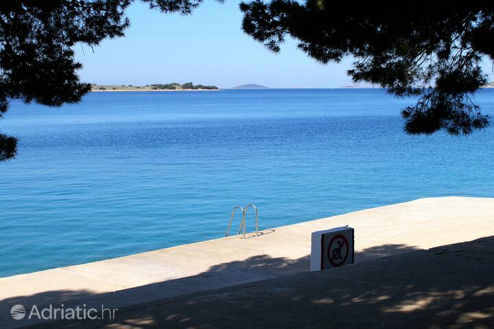 Strand: Zamalin, Vodice - Tribunj | Die besten Strände in Kroatien ...