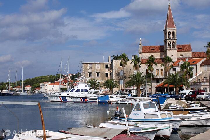 Milna, Insel Brač - Reiseführer durch Kroatien | Adriatic.hr