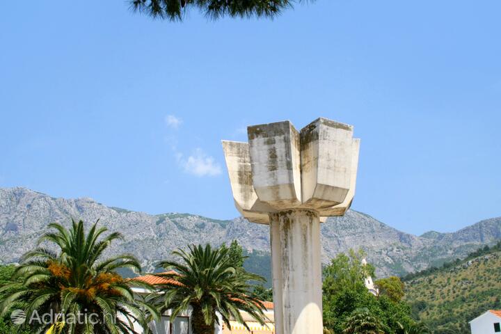 Zaostrog, Makarska - Przewodnik po Chorwacji | Adriatic.hr
